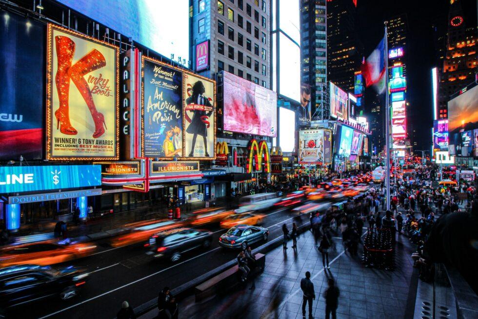 What Makes a Great Advertisement? 10 Examples That Nailed It